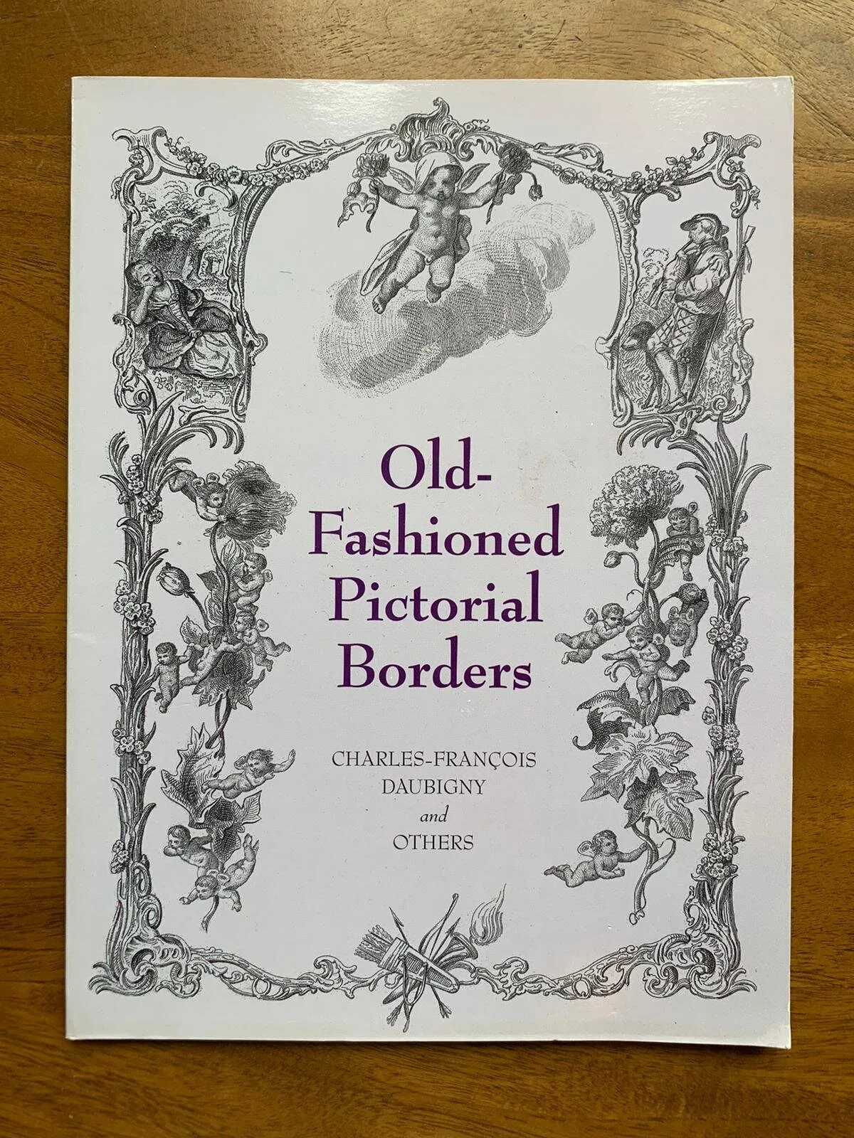 Old Fashioned Borders