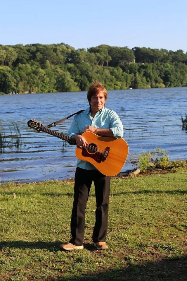 Tom Vincent — The Cottage Hotel