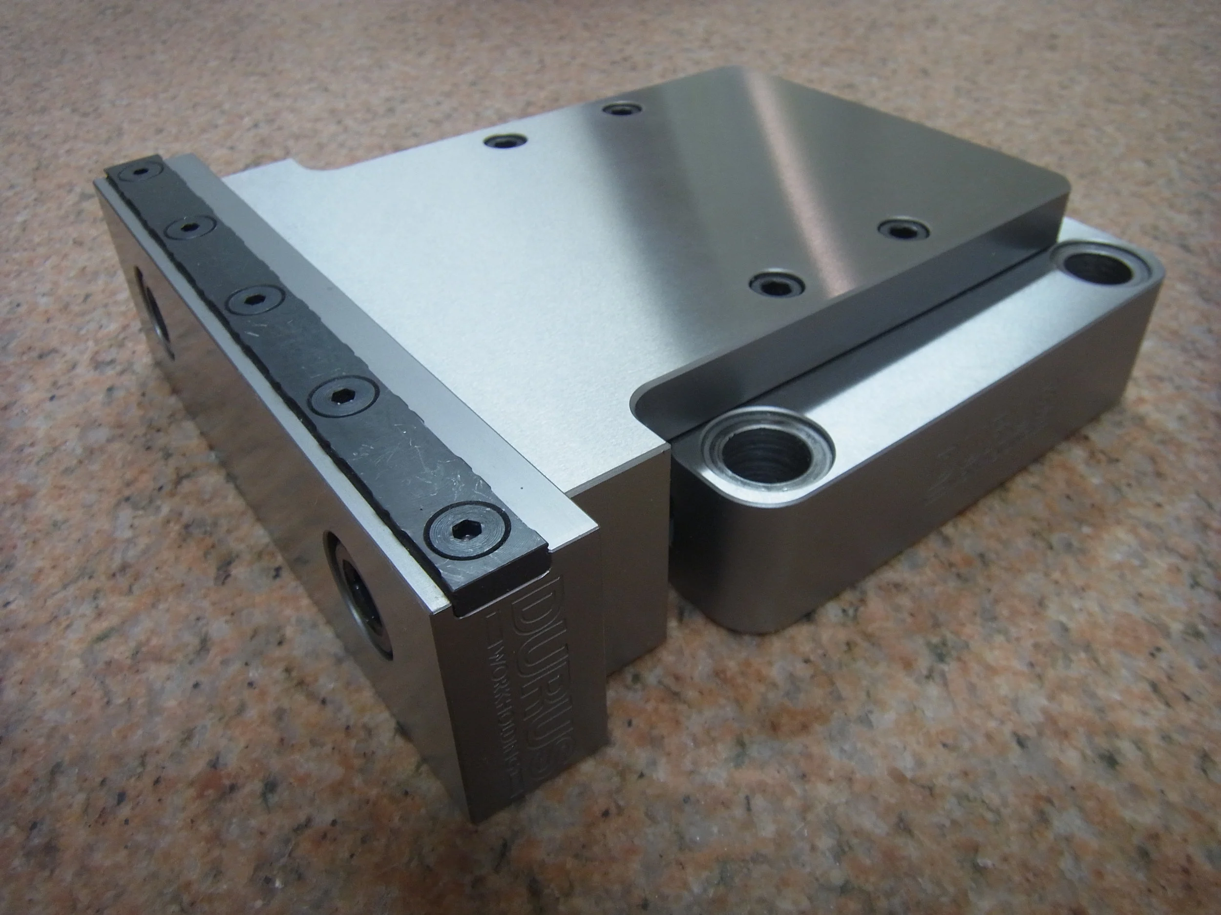 4th-Axis Trunnion — DURUS Workholding