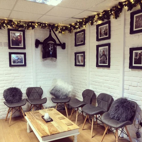 Home Page — Aurora Salon