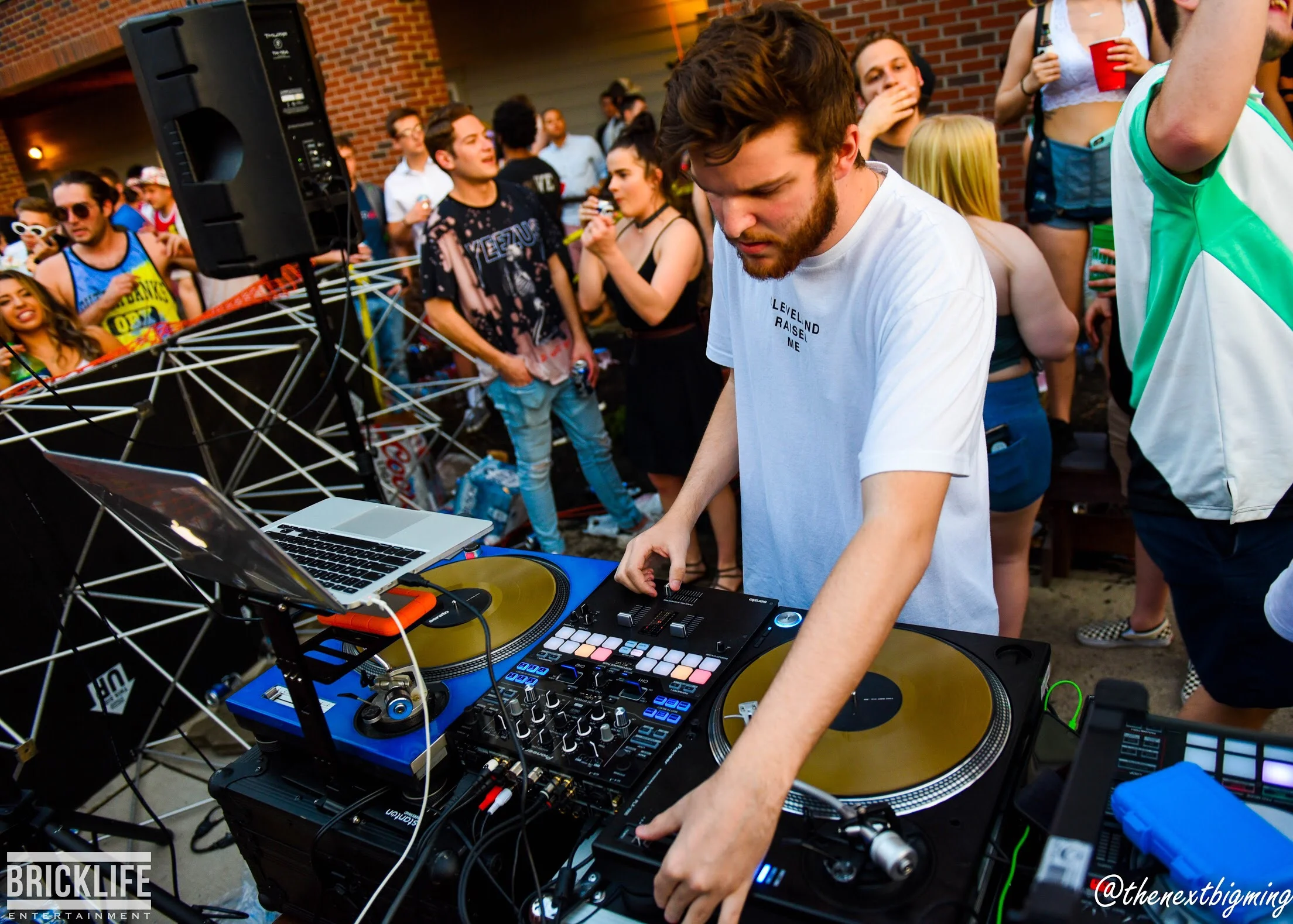 About — Bobby Booshay