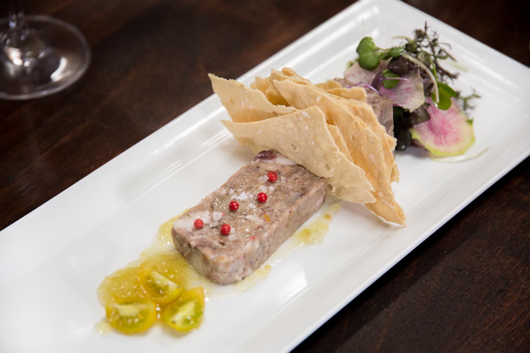 A Pig Per Week on New Menu at LON’s — Write On Rubee