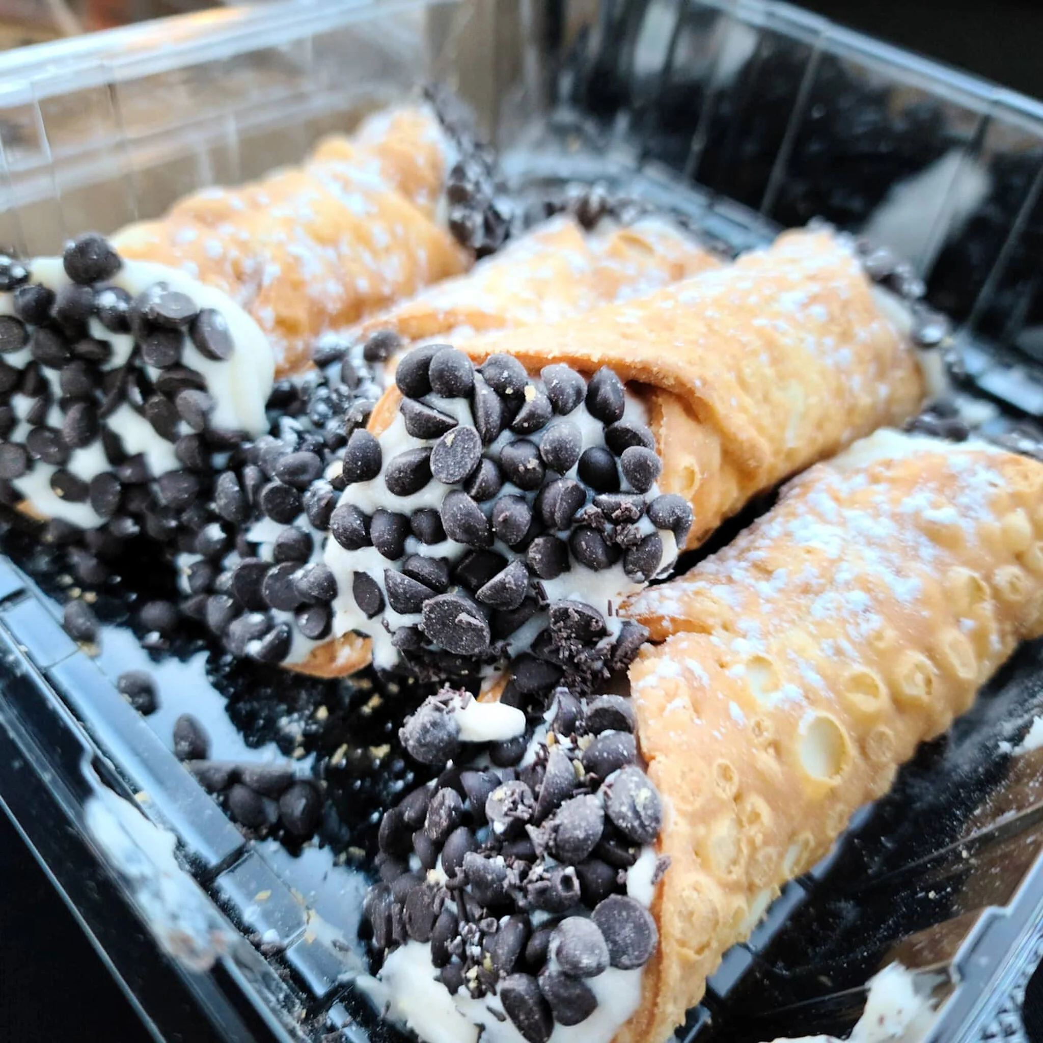 RUBEE TUESDAY: Safe Food TLC, CRUjiente, Glai Baan, Il Capo Pizzeria ...