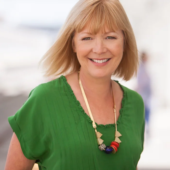 view : Modern Women's Portraiture — Merritt Portrait Studio