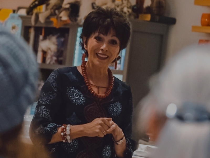 Leslie Leyland Fields