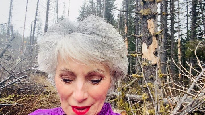 Leslie Leyland Fields