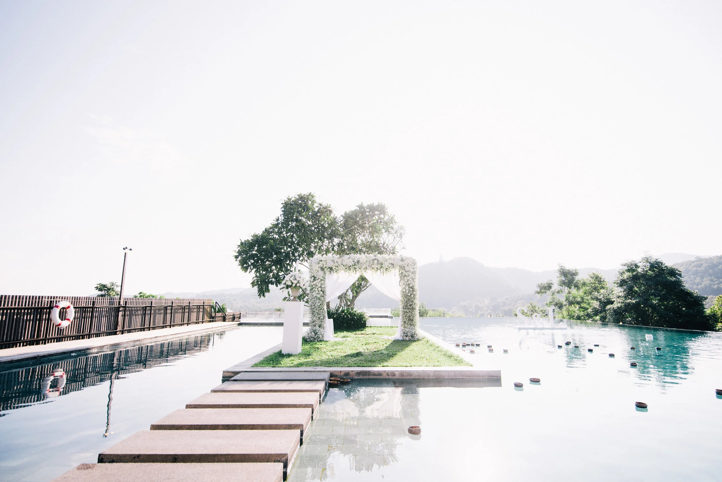 Sarah & Lance — everAFTER magazine