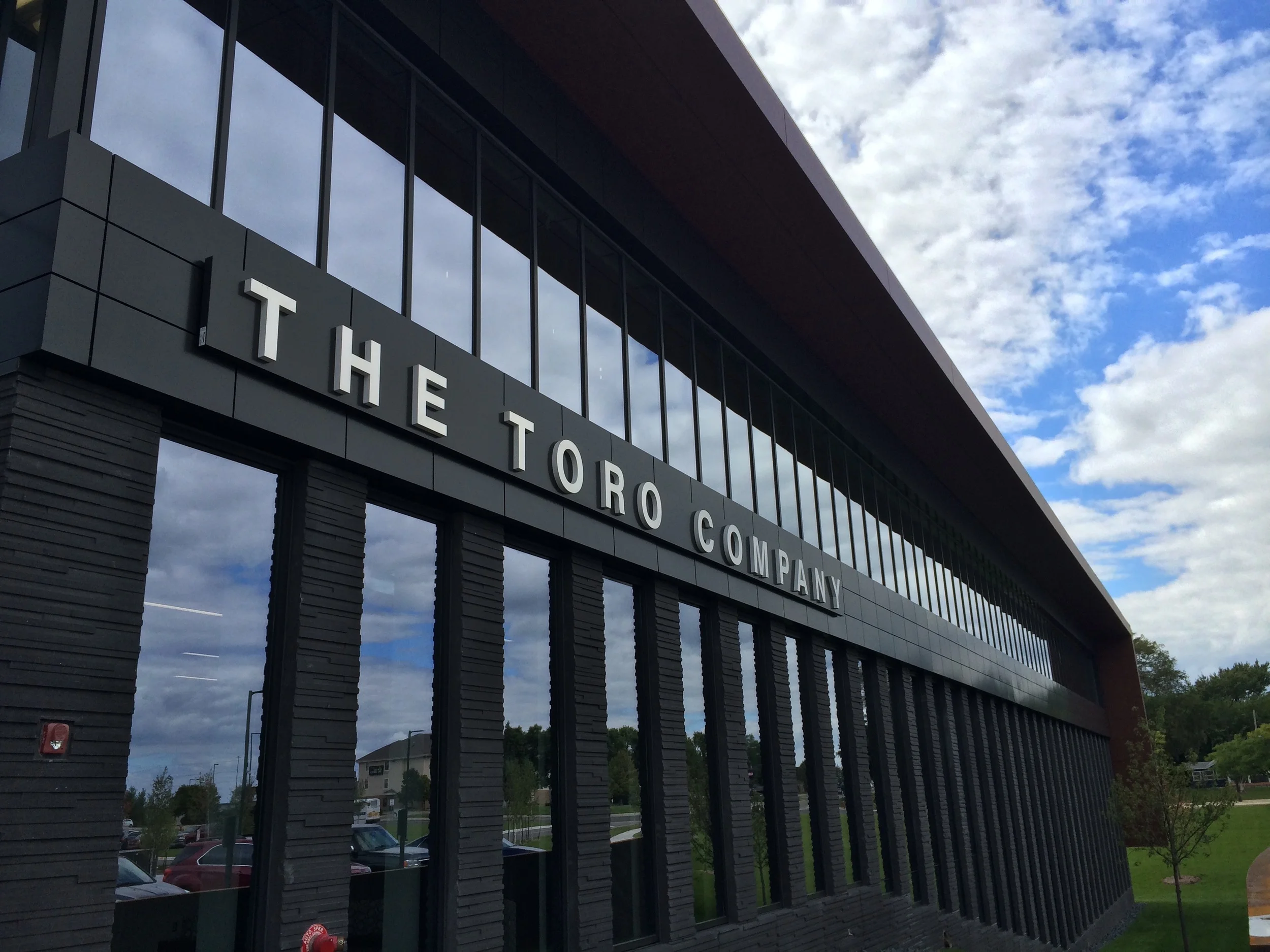 DataStrait Networks - Network Infrastructure, Data Center, Physical ...