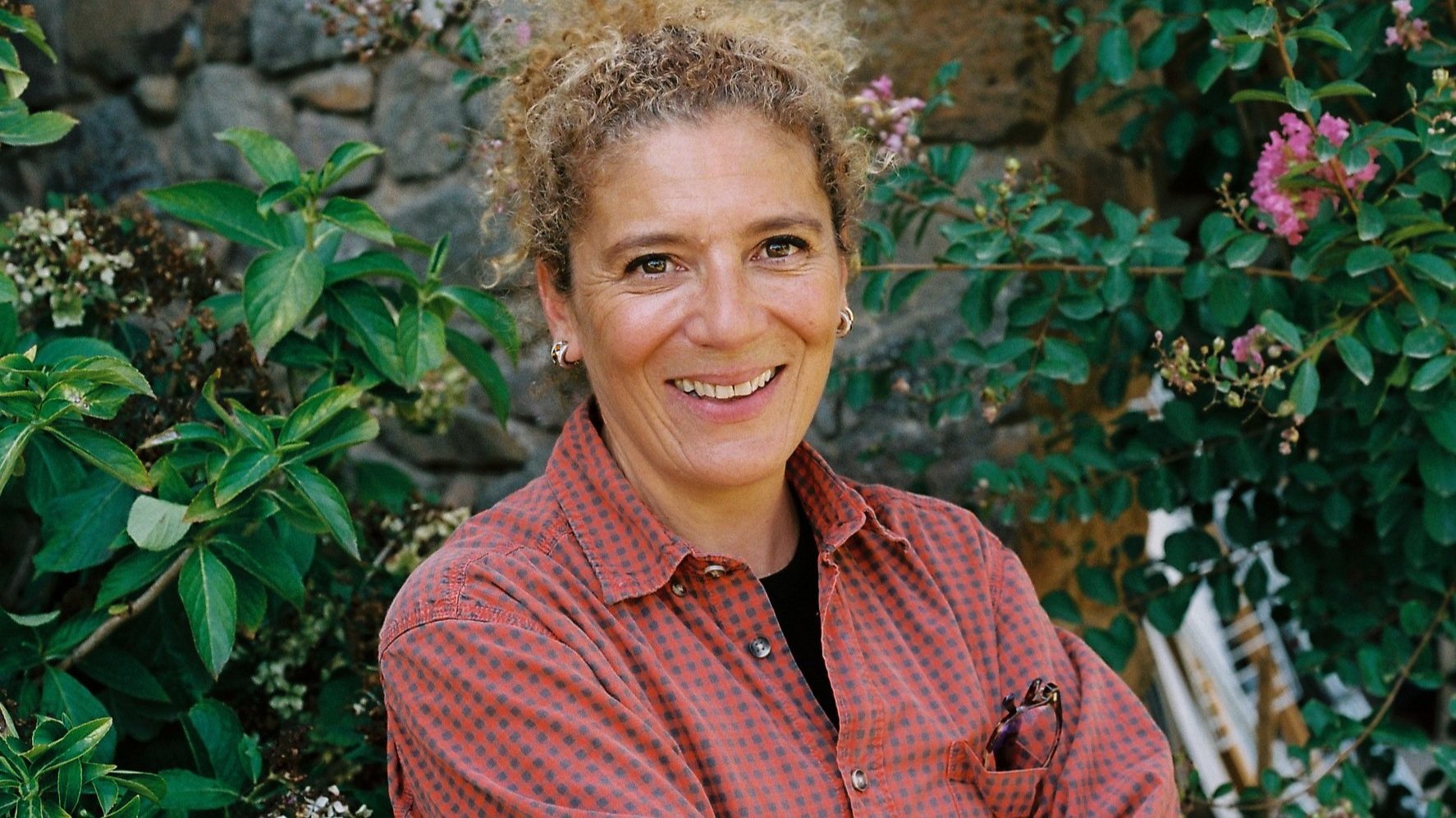 passerby magazine – turning our gaze to the women who pass us by