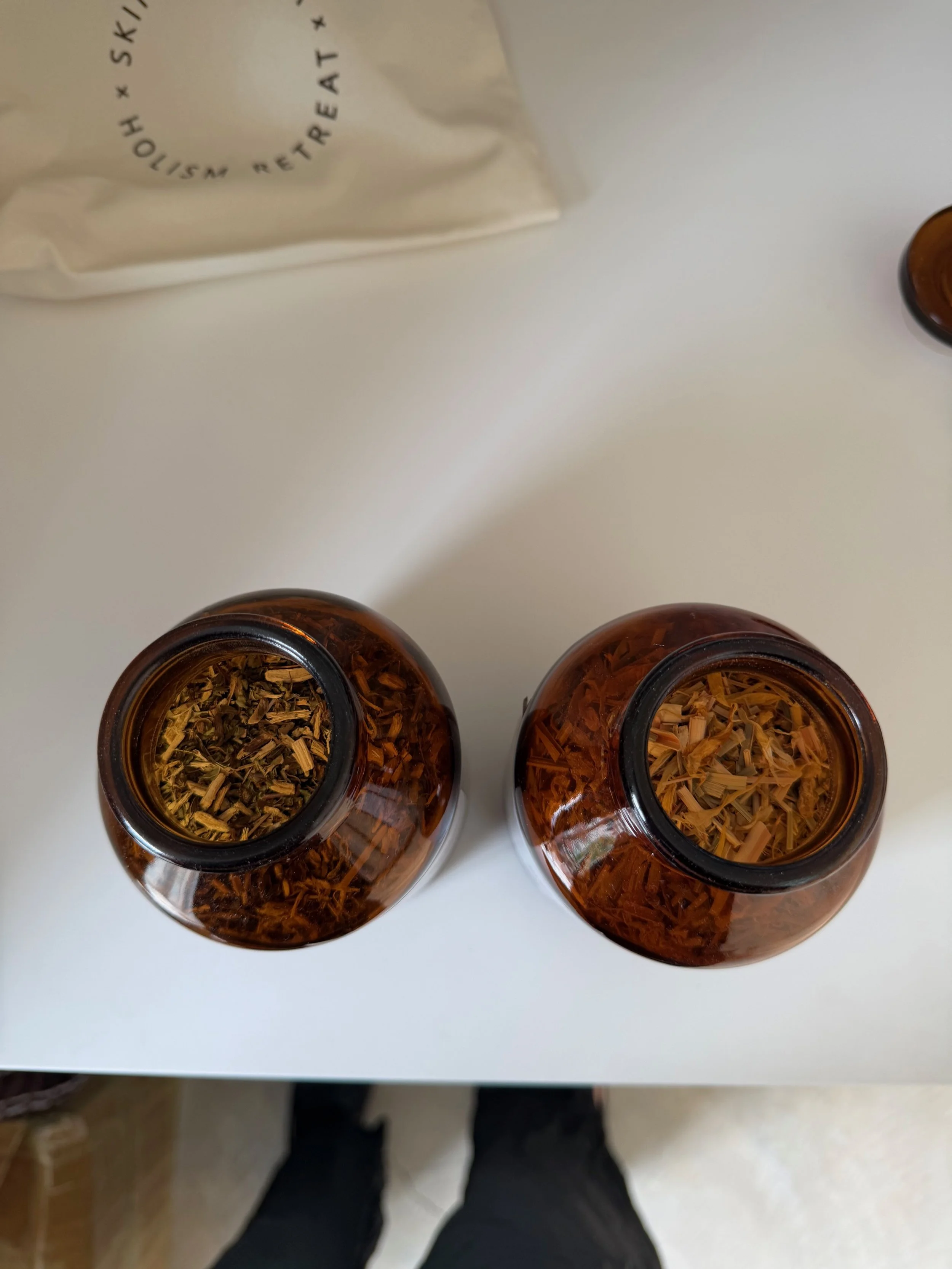 SHOP — skin day spa