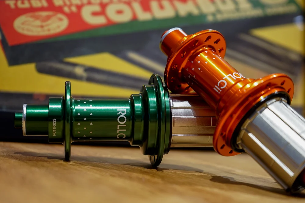 RC11 RIM BRAKE HUBS