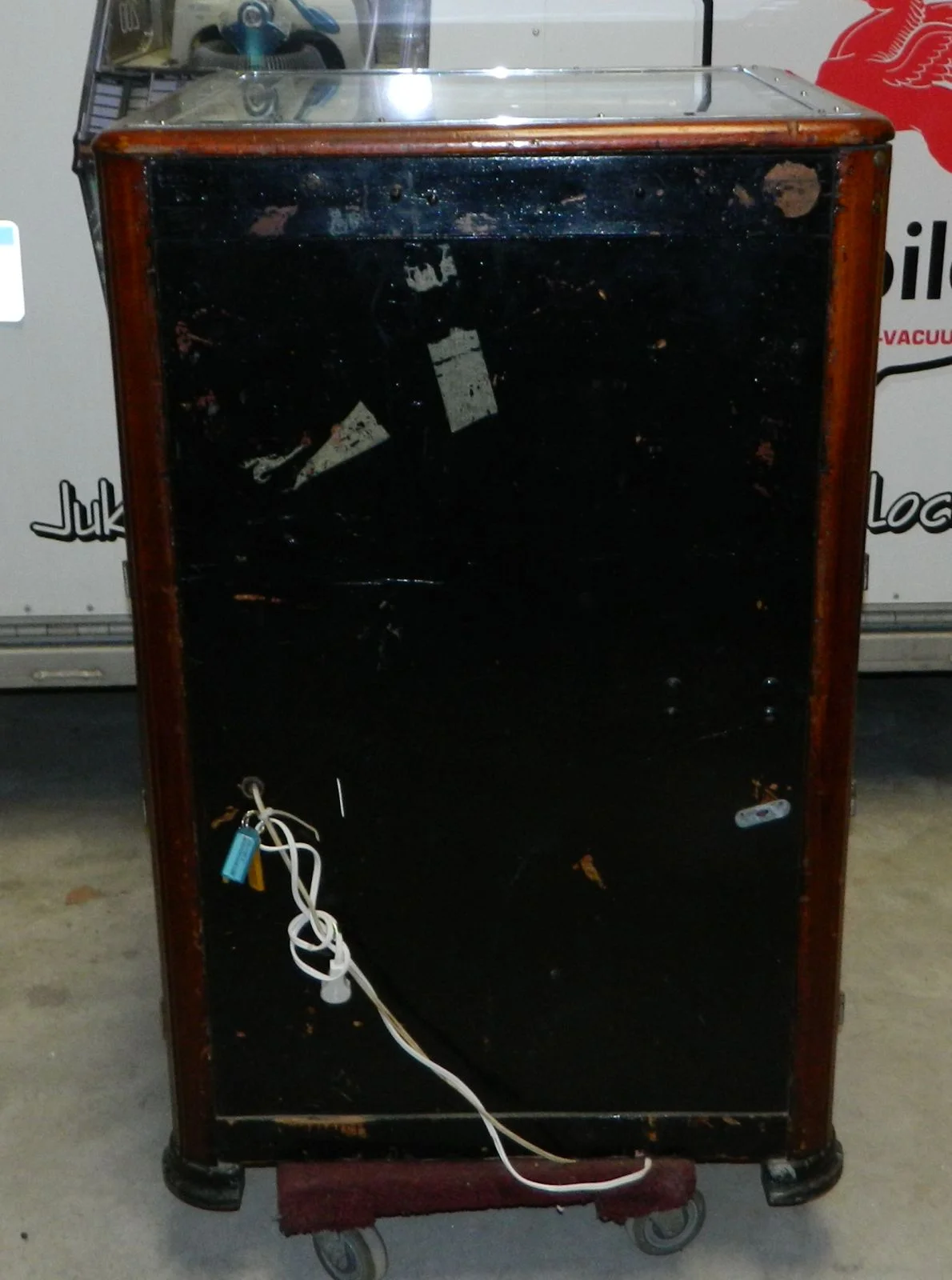 1930s Exhibits Supply Rotary Merchandiser Vending Machine — Vintage ...