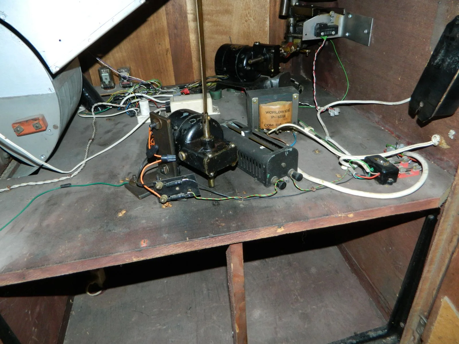 1930s Exhibits Supply Rotary Merchandiser Vending Machine — Vintage ...