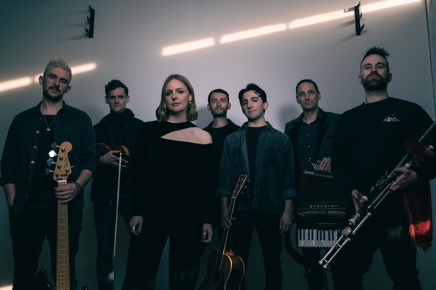 PROMOTERS' PAGE — MÀNRAN