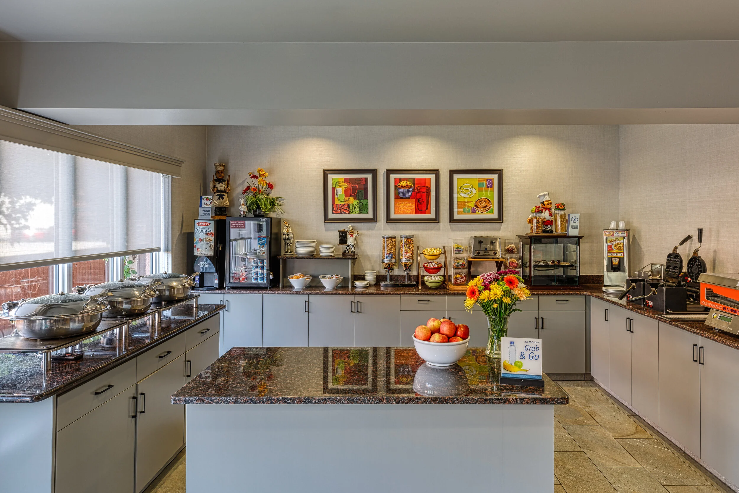 Pembina Inn & Suites