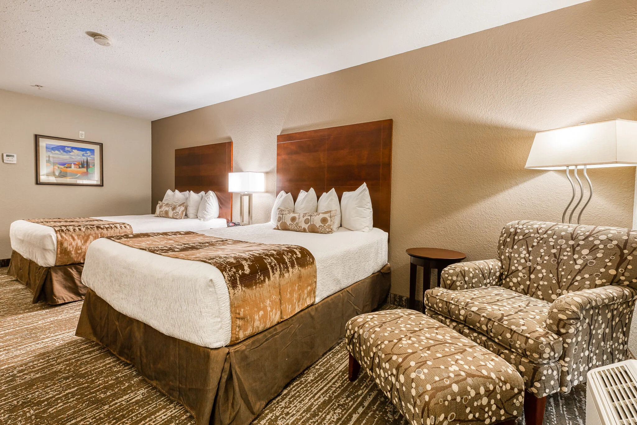 Pembina Inn & Suites