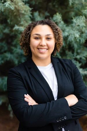 Laura Smith — Doyle & Seelbach