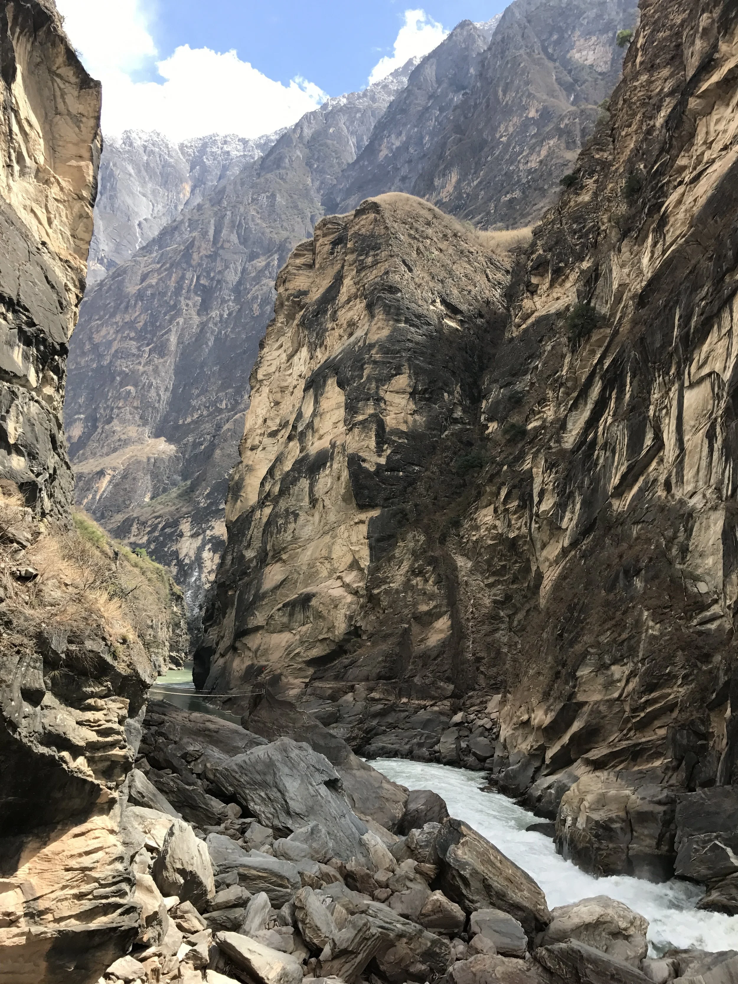 Hiking Tiger Leaping Gorge: A Complete Guide For The Average-ly Fit ...