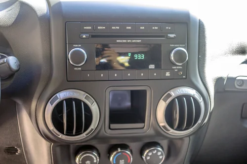 Jeep Wrangler Factory Radio
