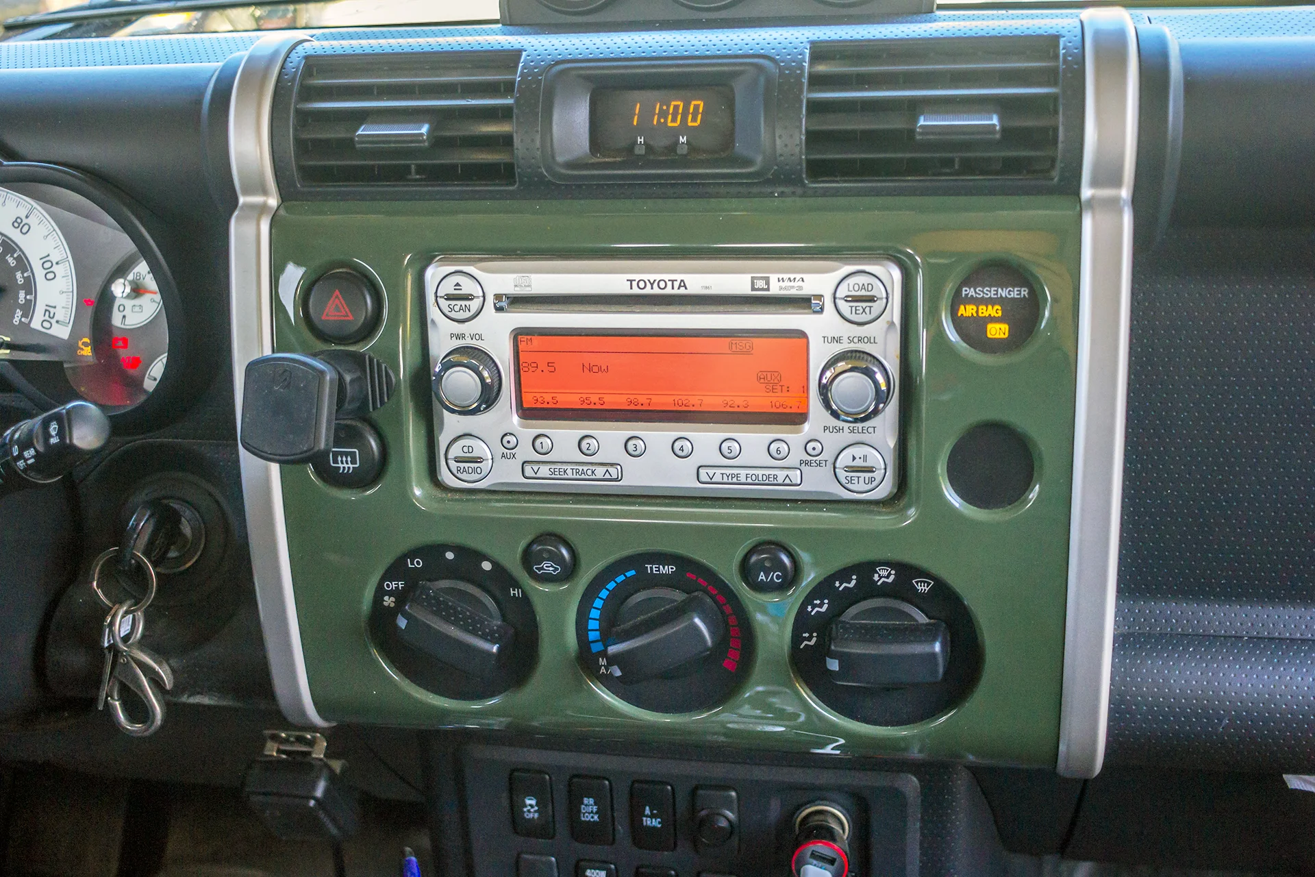 This 2013 Toyota FJ Cruiser adds a system! — On-site mobile services in ...