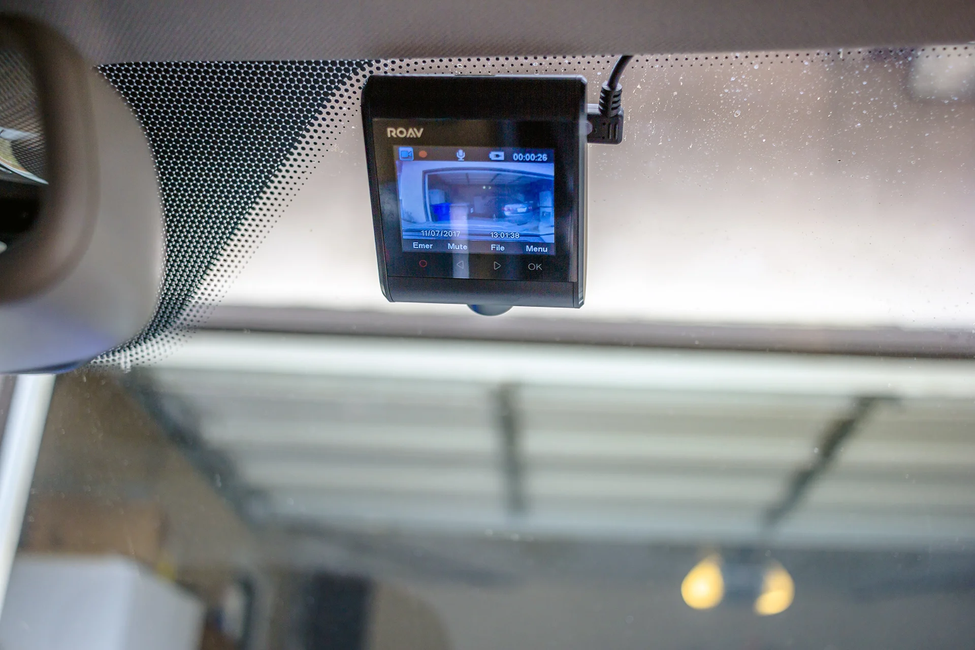 2007 Mercedes-Benz C230 gets a Dash Camera — On-site mobile services in ...