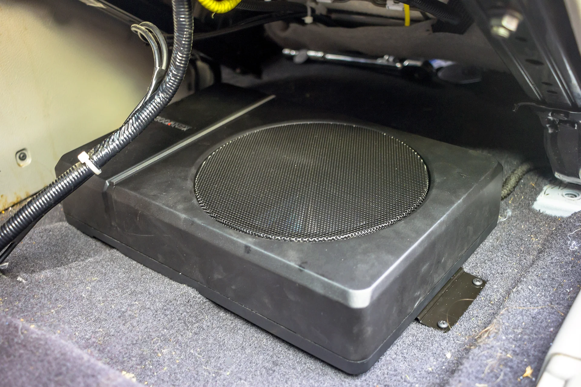 A Sound Revolution and Connectivity Upgrade: 2013 Toyota Highlander ...