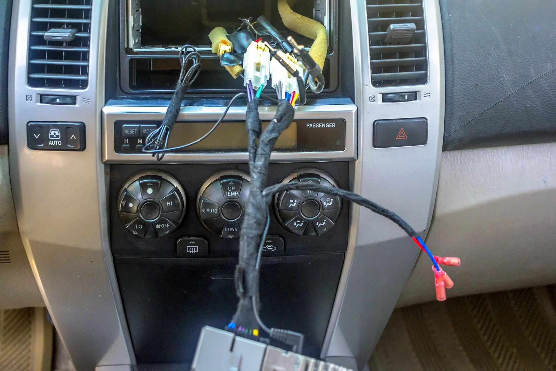 2003 Toyota 4Runner gets an Alpine radio! — On-site mobile services in ...