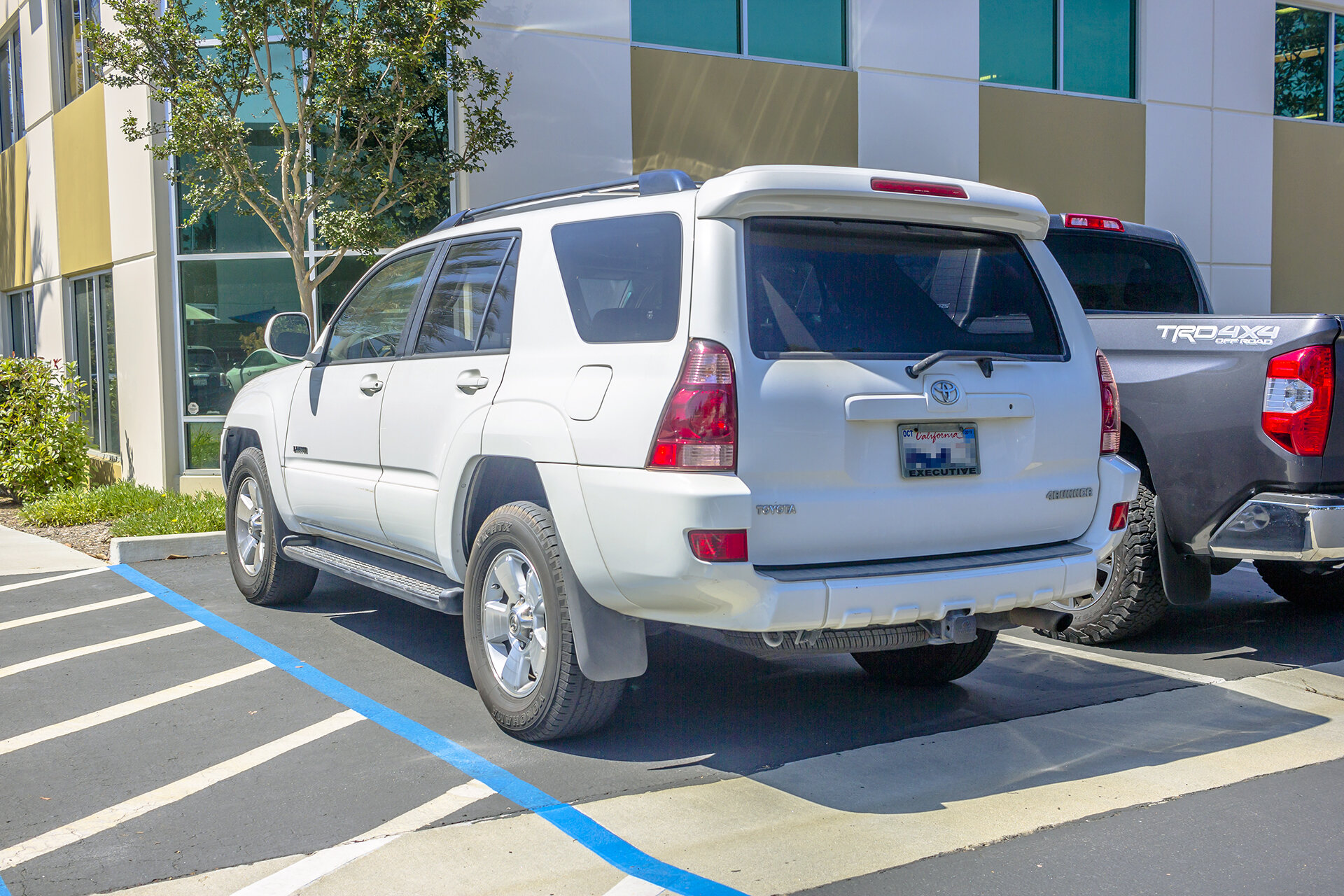 2005 Toyota 4Runner JBL gets a simple subwoofer upgrade! — On-site ...