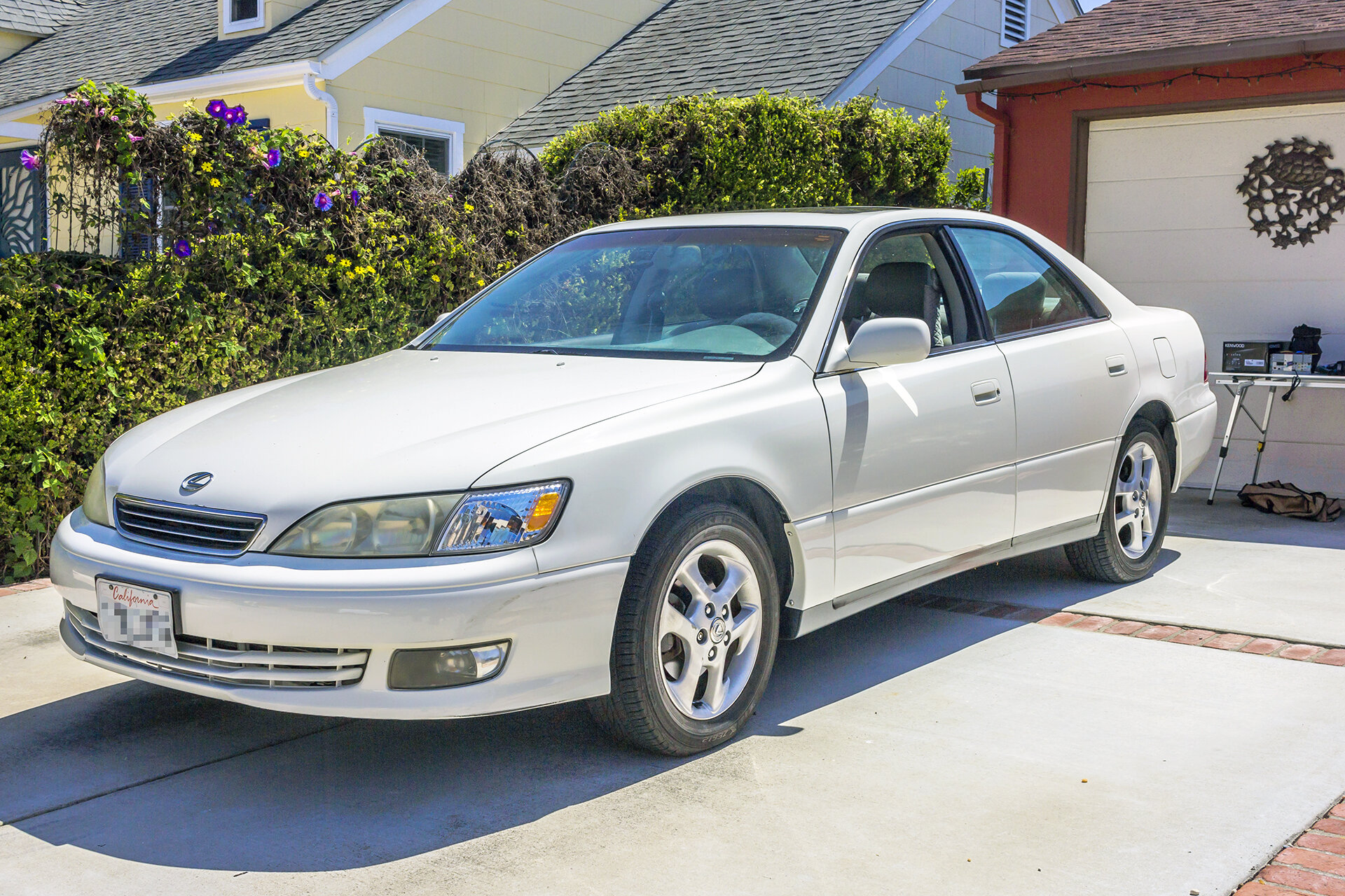 2000 Lexus ES300 Radio and Camera — On-site mobile services in San Diego