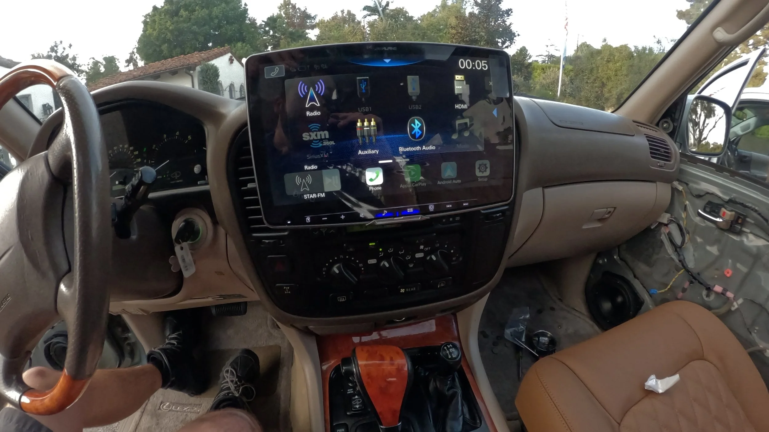2001 Lexus LX470 goes from Mark Levinson to Alpine! — On-site mobile ...