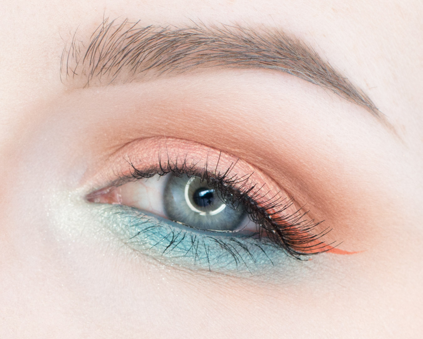 Teals and Peaches Using Melt Cosmetics Makeup Look — rebeccakshores.com