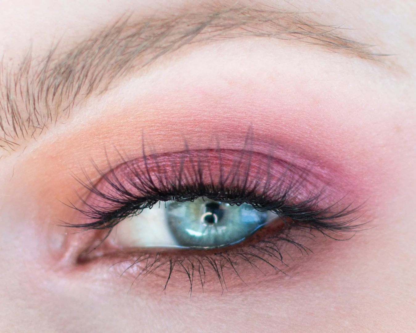 Backtalk Pinks and Berries Eye shadow Look — rebeccakshores.com