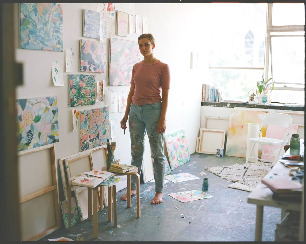 About — LAURA GEE