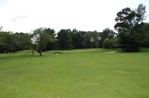 Par-3 Golf, Driving Range and Putting Green — Murphy's Garrison Golf Center