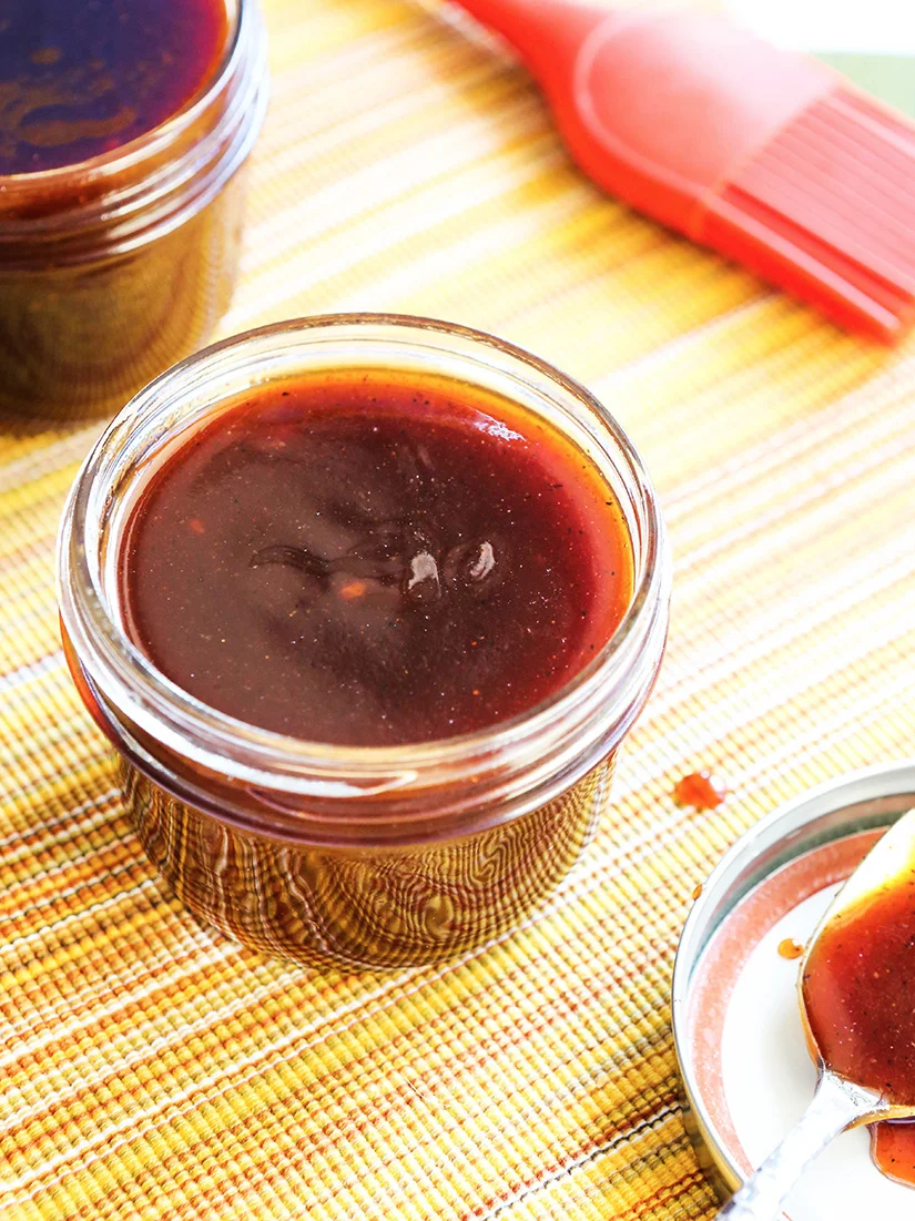 Smoky Flavorful Homemade BBQ Sauce - pipandebby.com