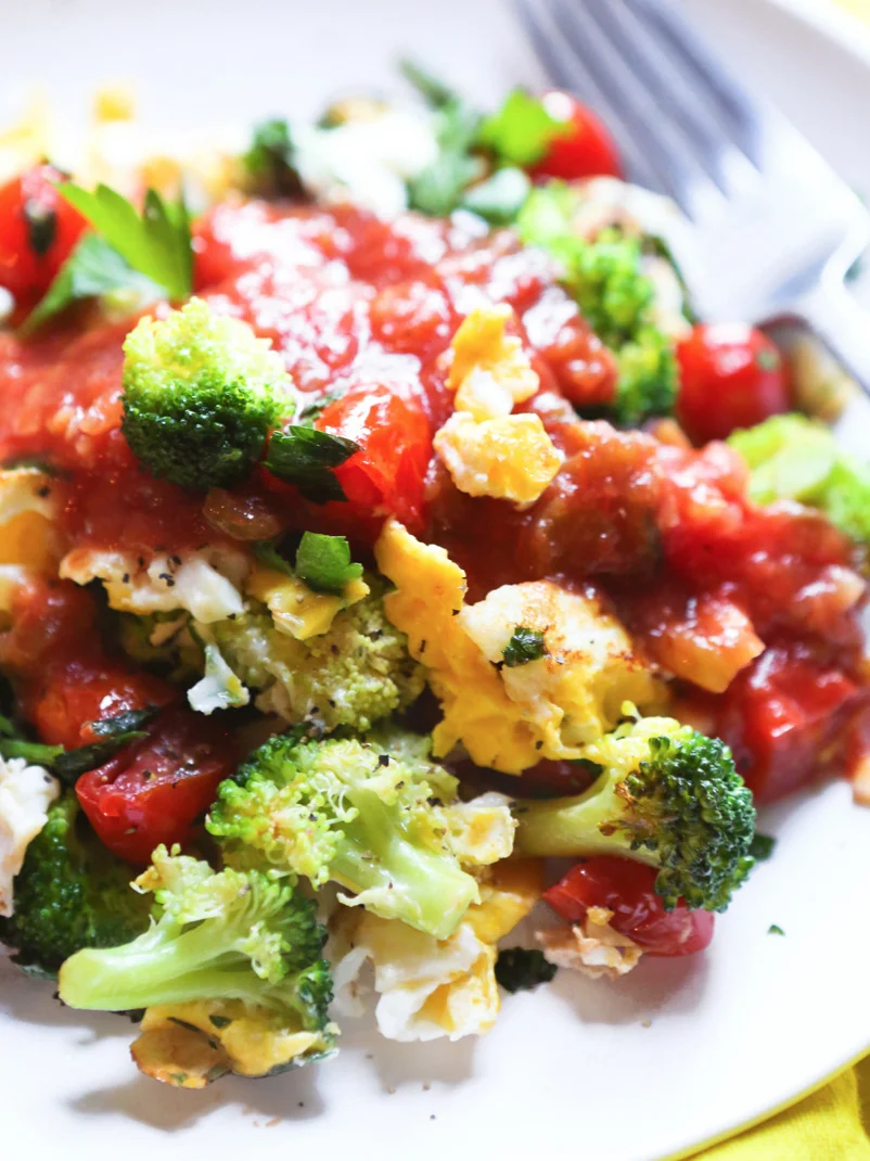 Broccoli and Eggs Breakfast with Tomatoes - Pip and Ebby