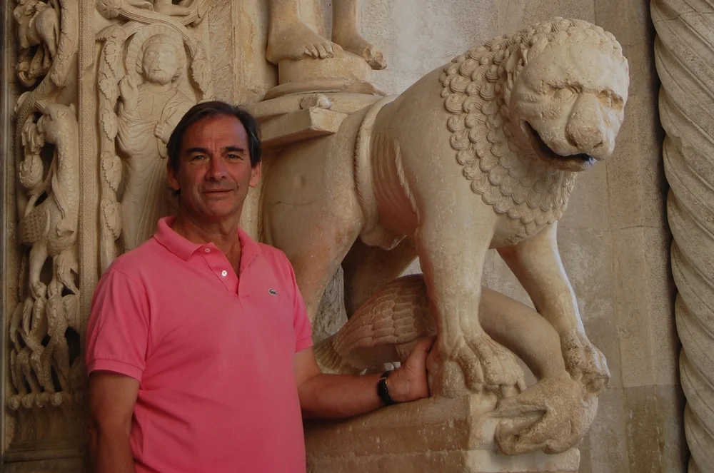 About Us — LACROZE Inc.