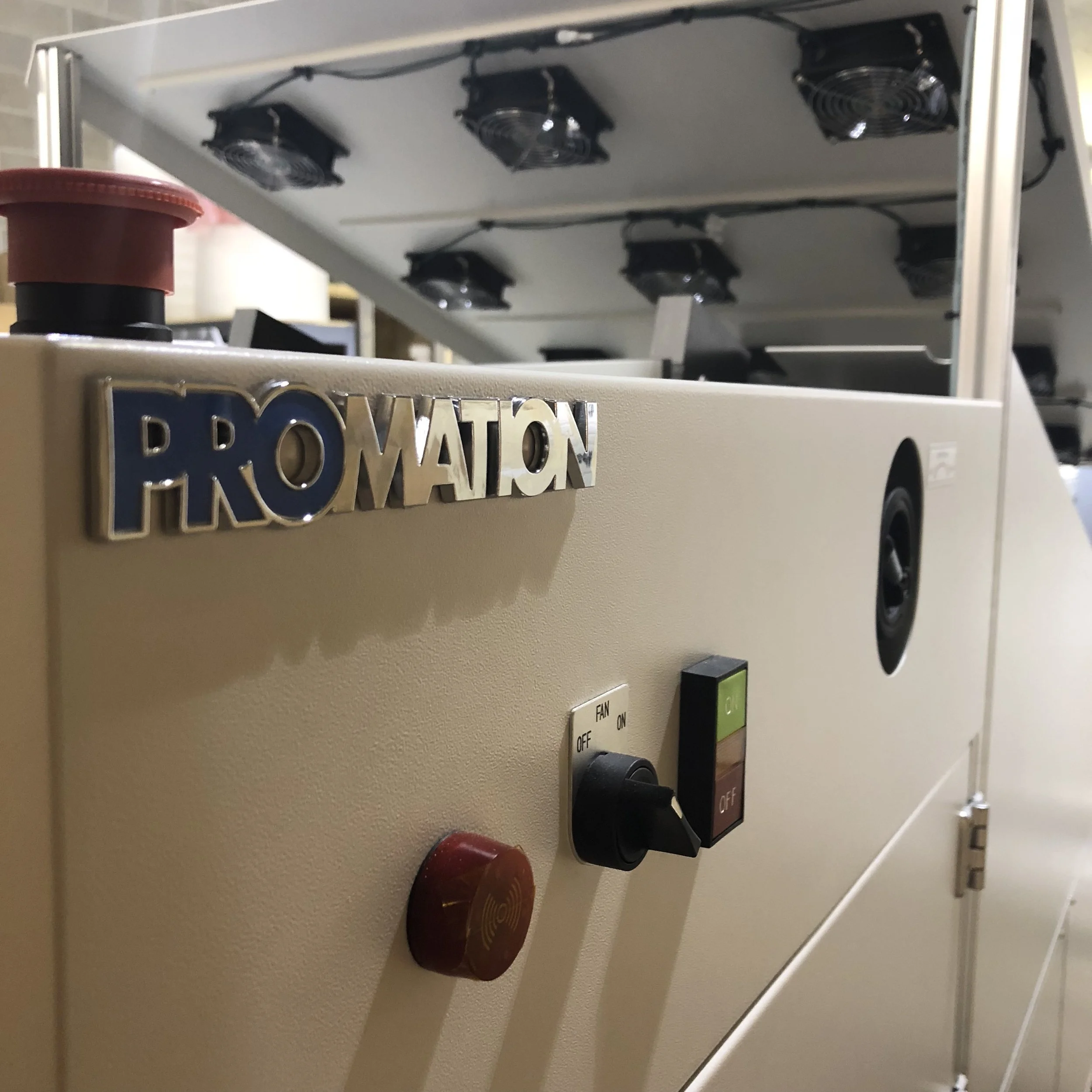 Wave Unload Conveyor — PROMATION USA