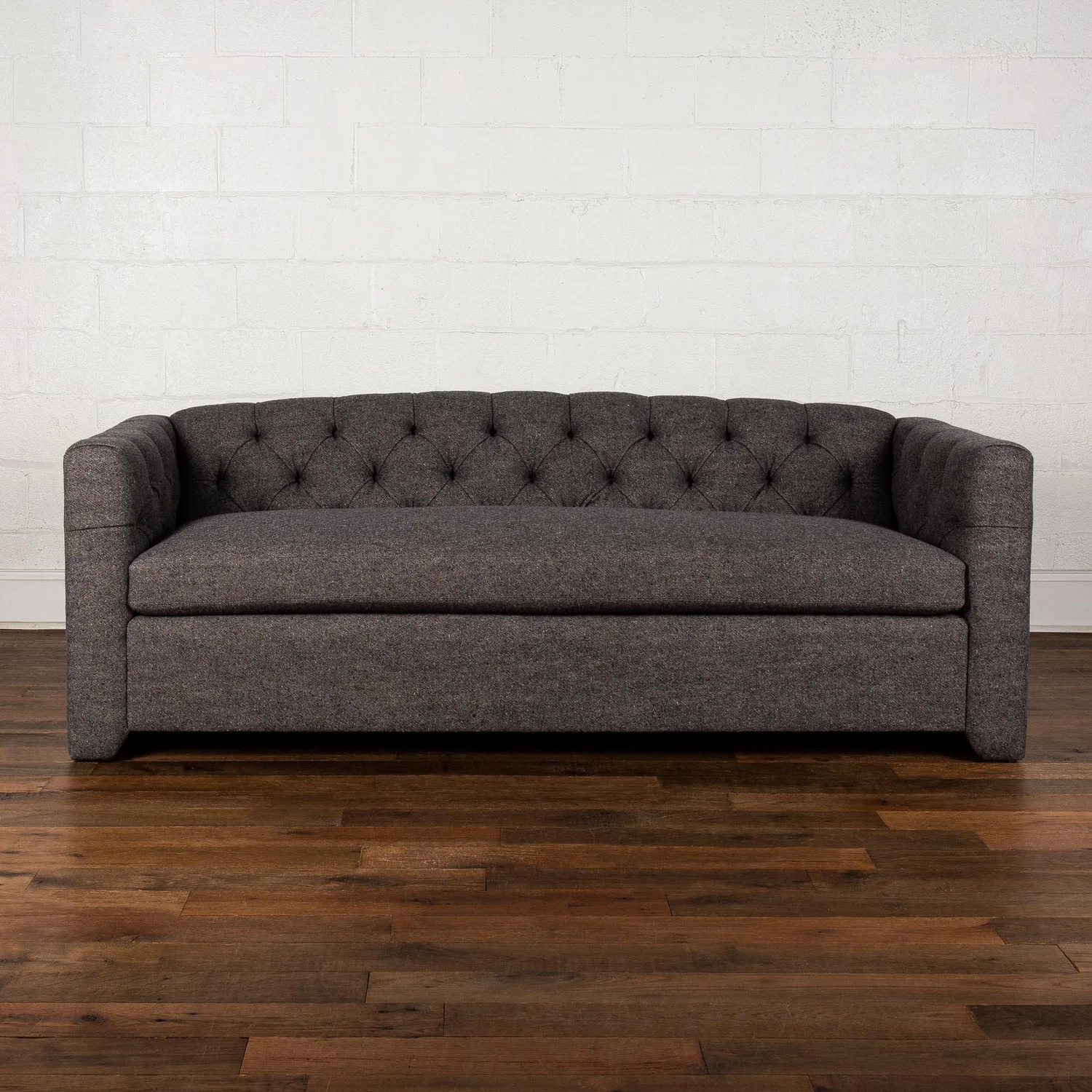 Dania Sofa | Baci Living Room