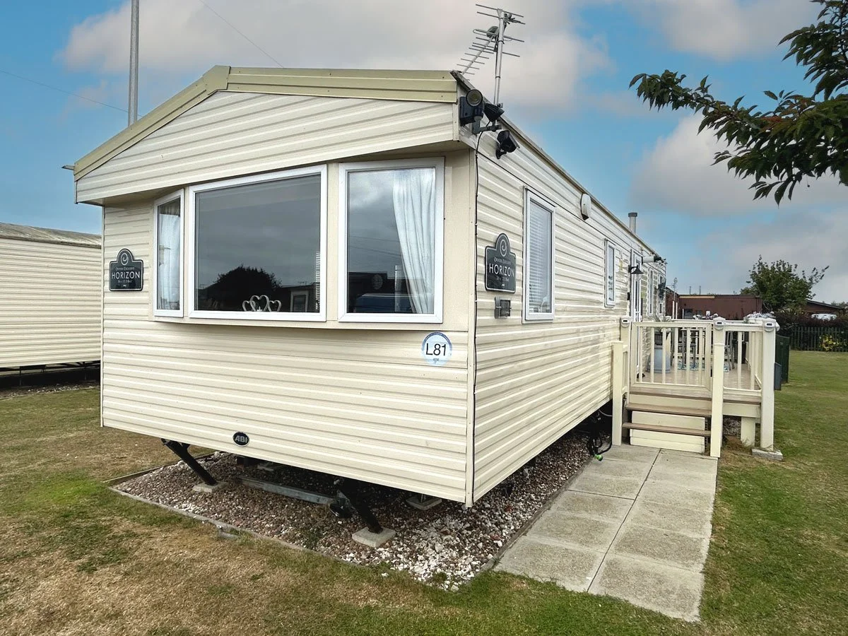 5 celebrities who love caravanning