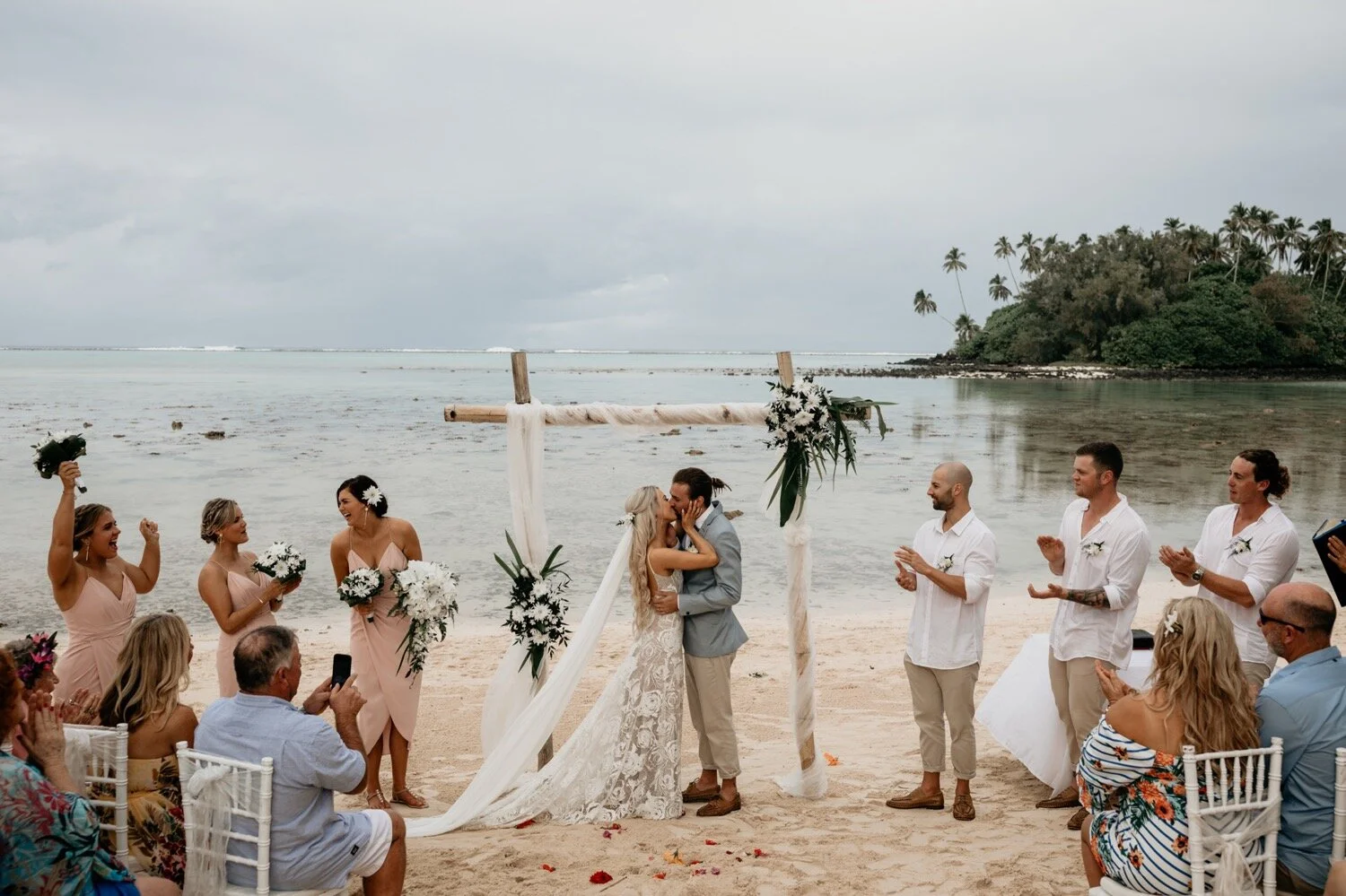 Rarotonga Wedding Mr+Mrs Weddings Rarotonga | Melanie Cooper