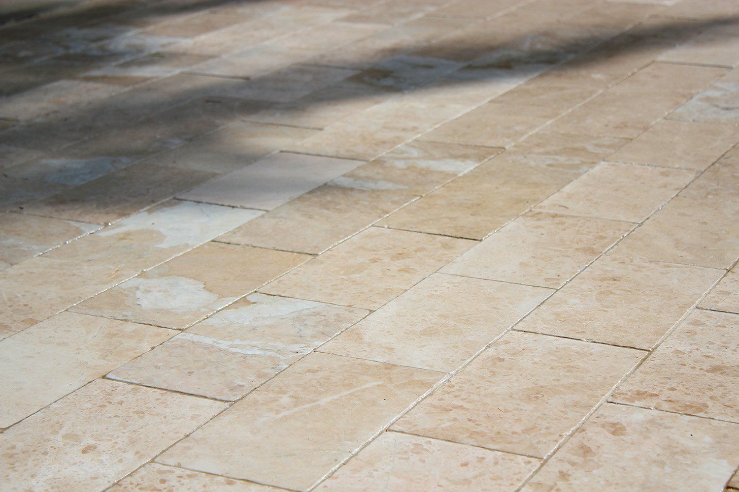 Luxstone Wet Look Natural Stone Sealer — Acrylux Paint Luxstone Wet Look Natural Stone Sealer — Acrylux Paint