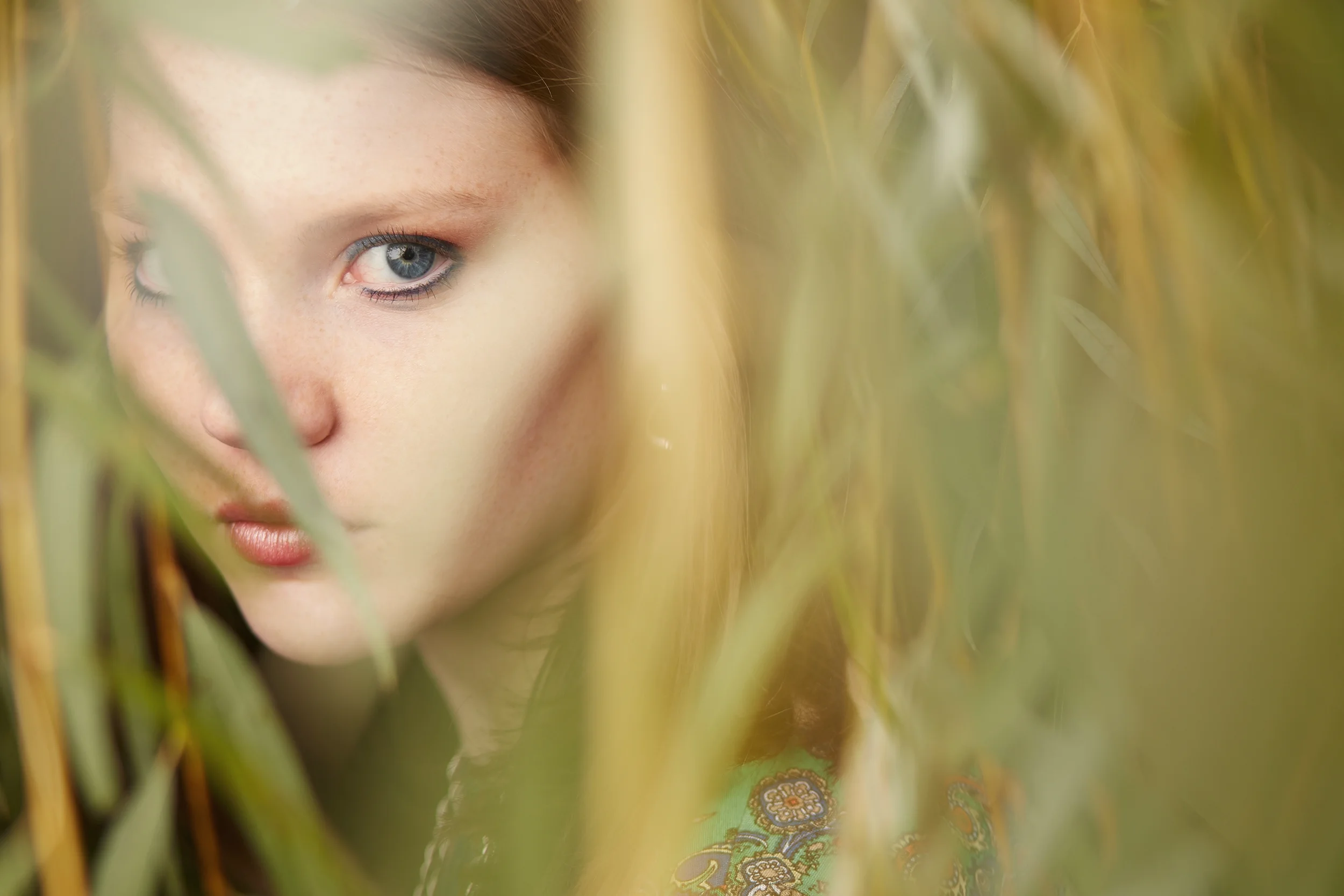 GIRLS / SENIOR PORTRAIT I — BRAD RANKIN STUDIO