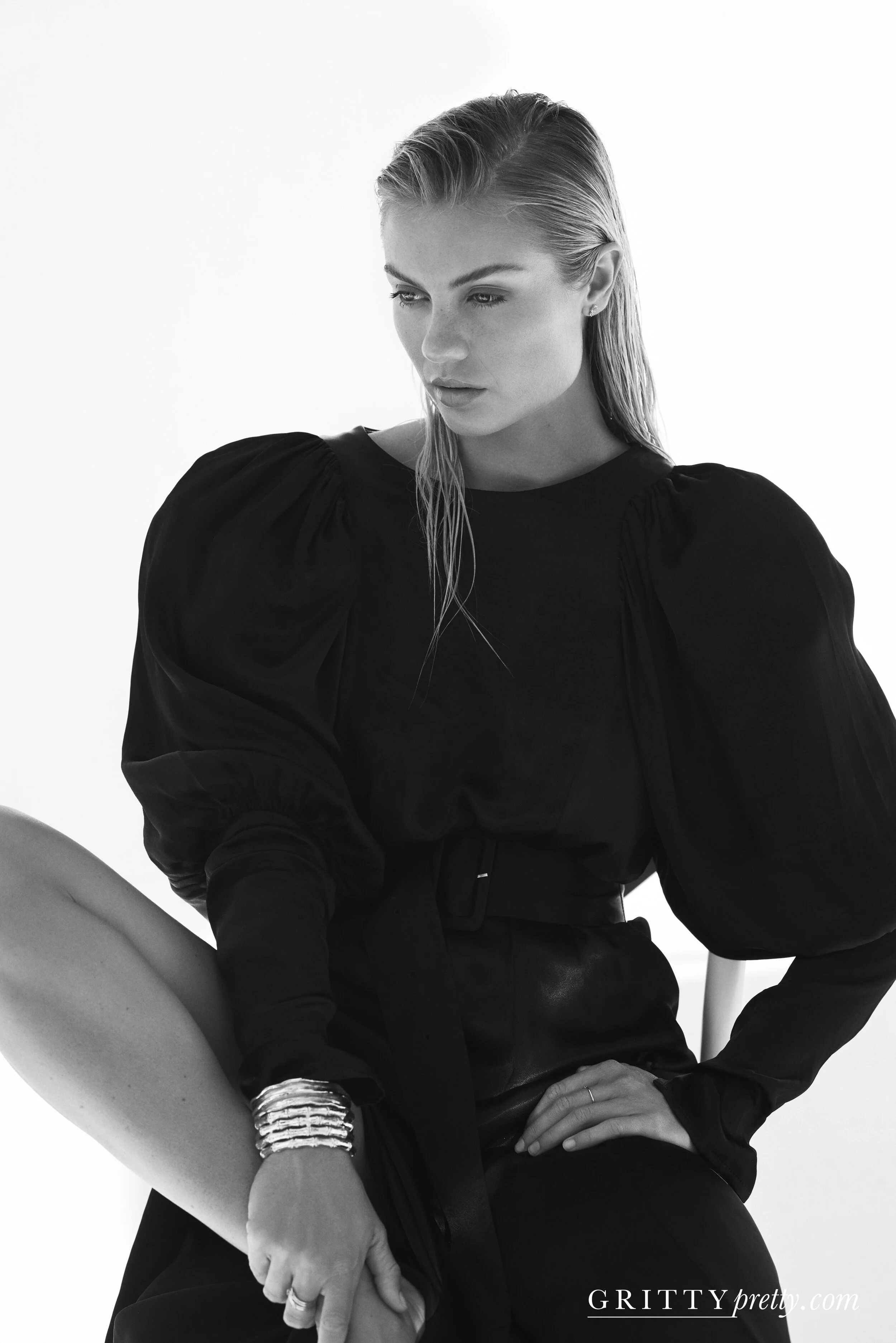 GRITTY PRETTY — ELYSE KNOWLES