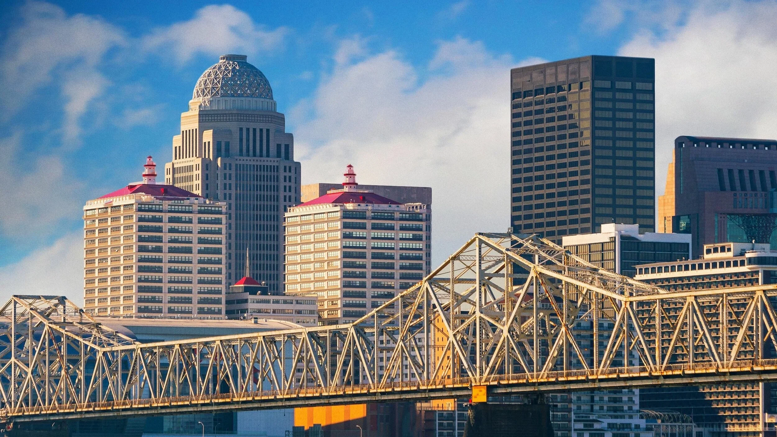 Louisville KY Makeup School