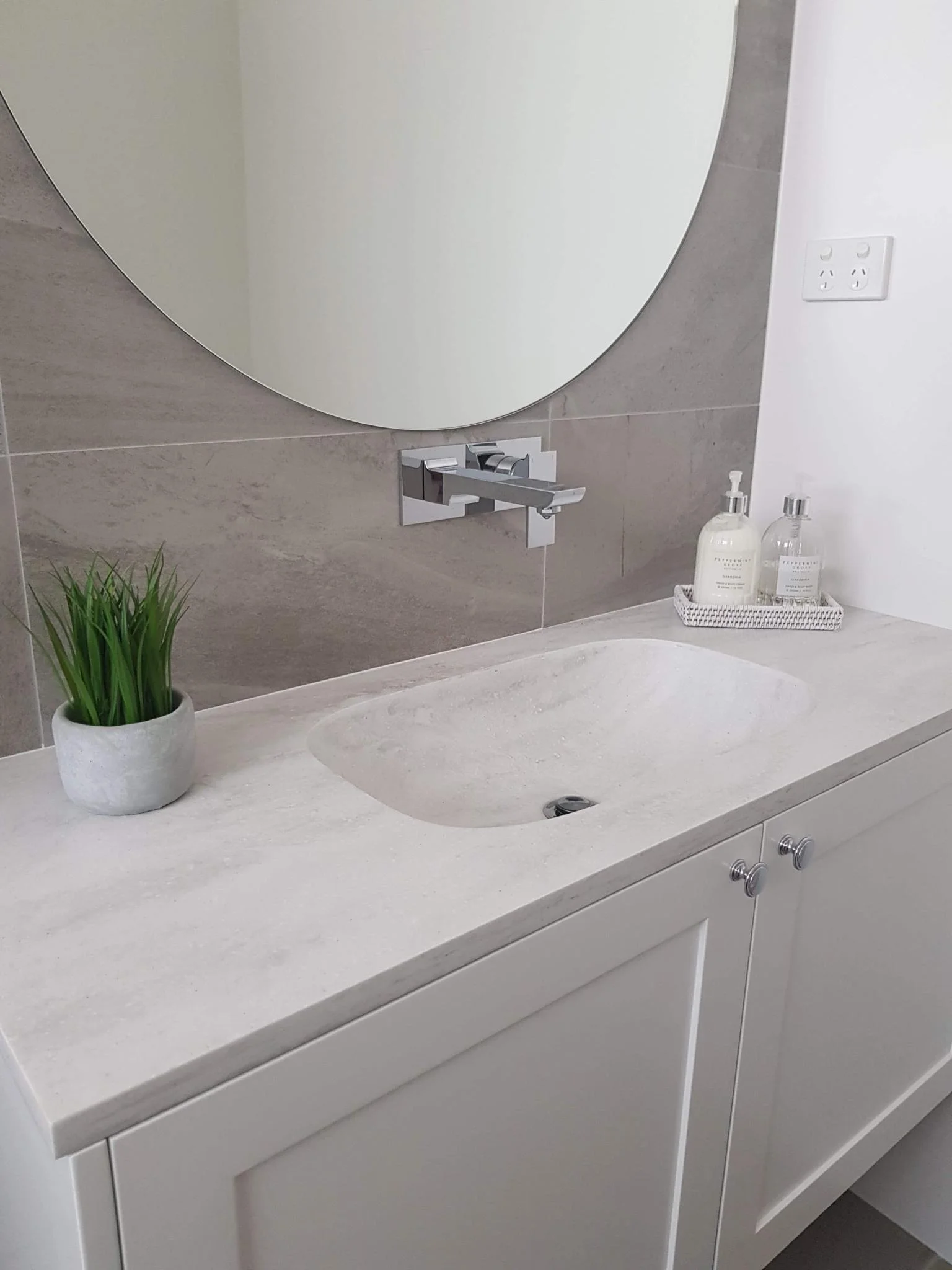 Corian Vanity — SCF Interiors