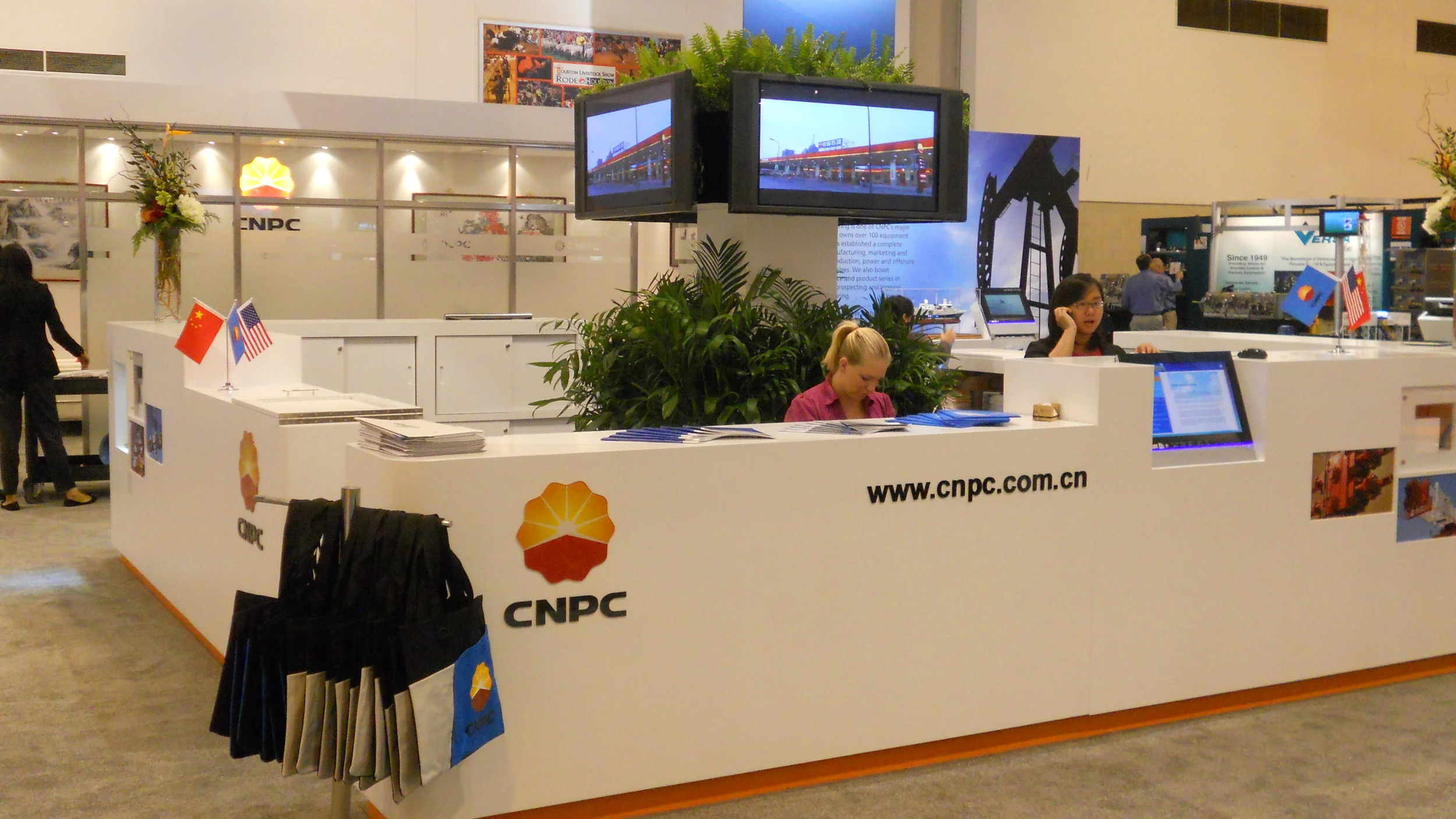 Our Work — Crossroads Exhibits & Events - Trade Show Displays, Rental ...