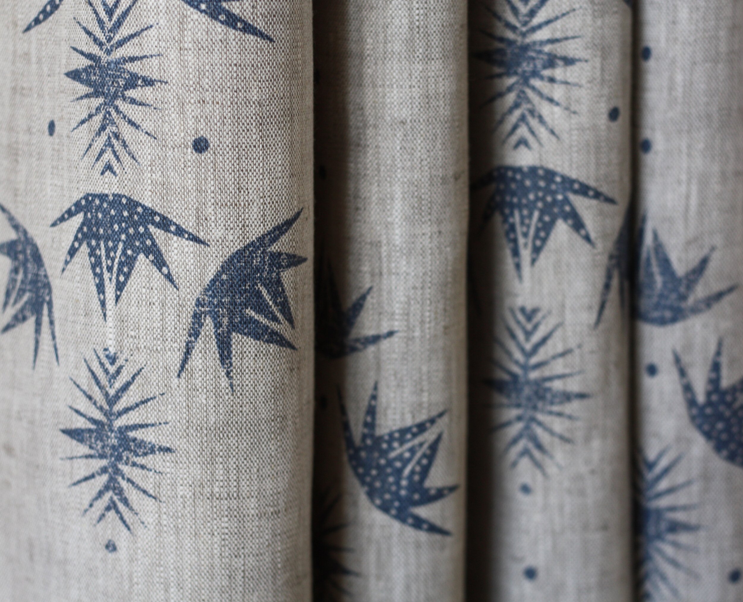 Nordic Trail Ocean Natural Linen Swatch - Zoe Glencross