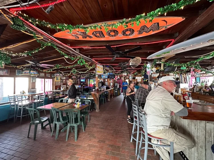 Famous Twitch streamer Tfue buys Woody’s Waterfront restaurant on St ...