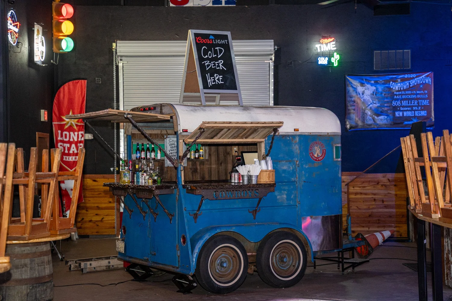 Country music bar Cowboys Dance Hall opens in Largo